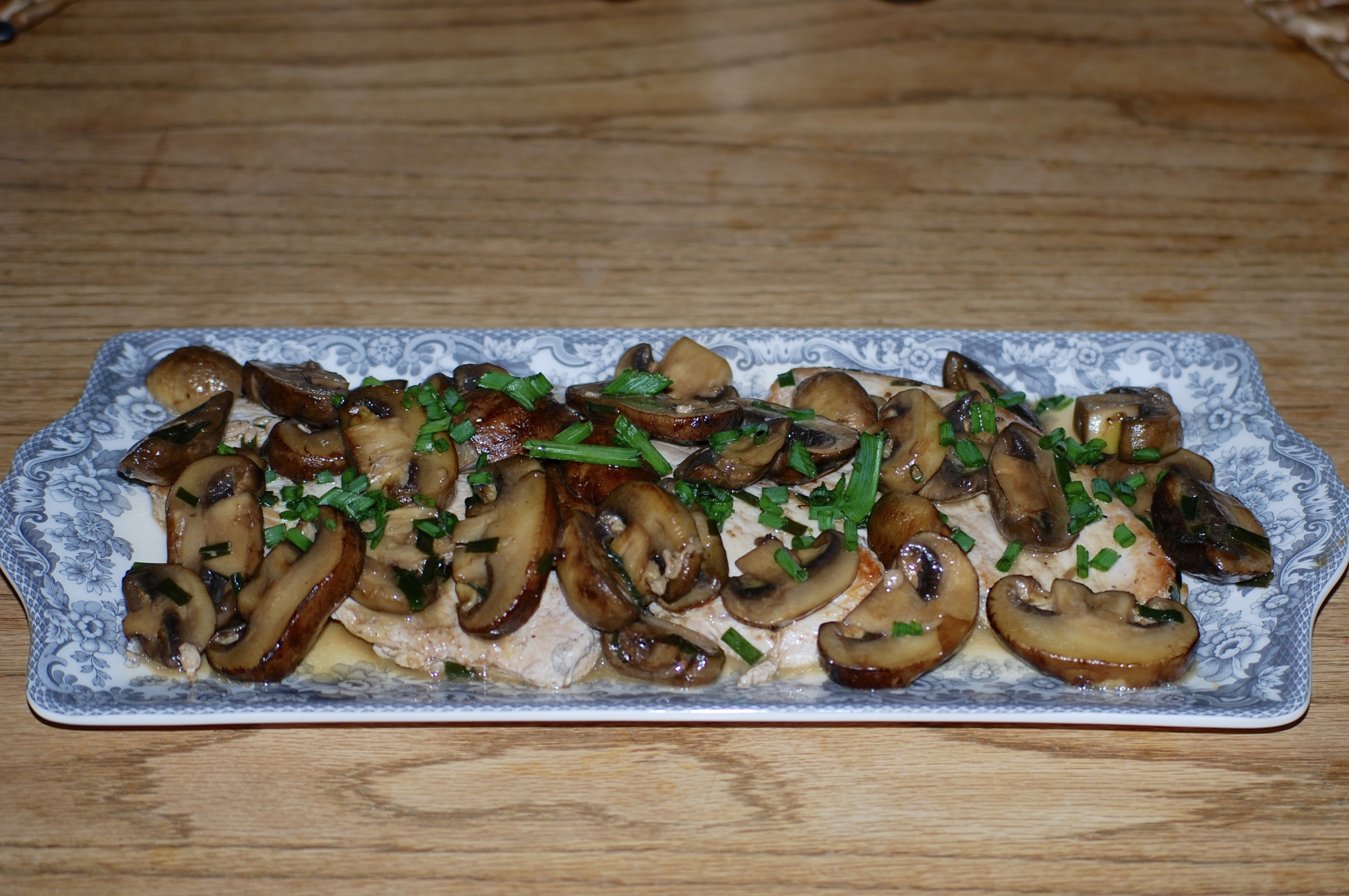 Turkey Escallops with Mushrooms and Chives – Cooking with Nigella